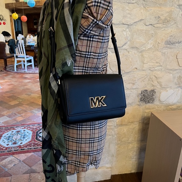 Michael Kors | Bags | Michael Kors Mimi Leather Mk Crossbody ...